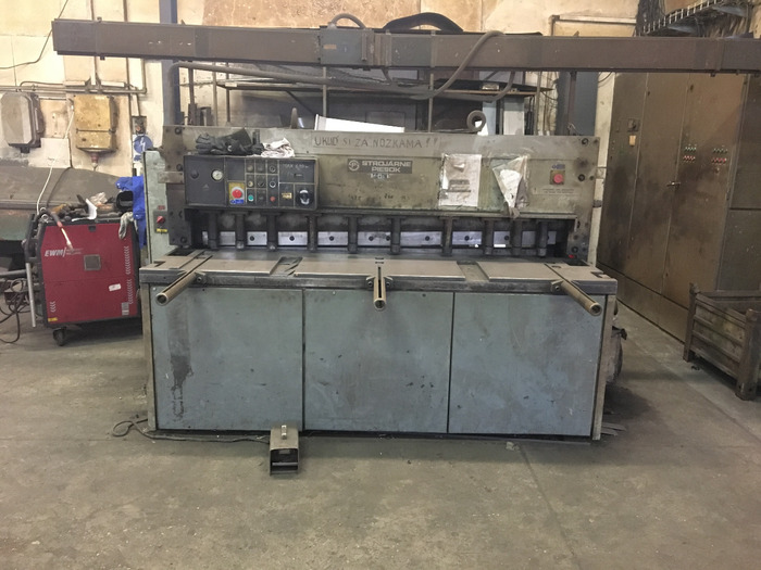 Stříhání plechů :: AGROTECHNIKA s.r.o